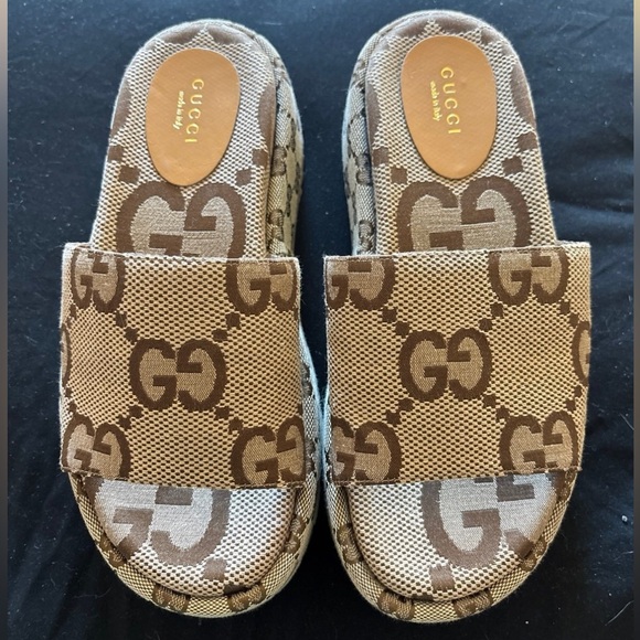 Gucci | Shoes | Gucci Womens Gg Supreme Printed Platform Slides | Poshmark